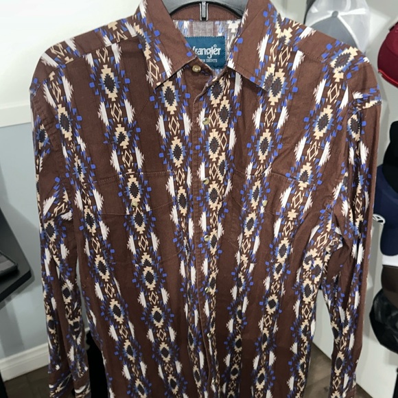 Wrangler | Shirts | Wrangler Aztec Button Up | Poshmark